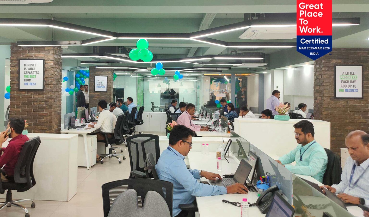 About Us – Ratnaafin Insurance